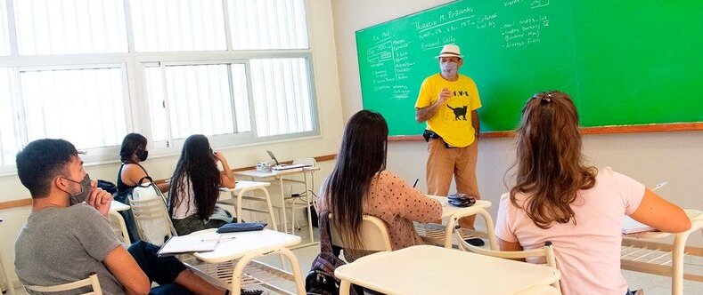Información de cargos y docencia - Facultad de Matemática, Astronomía ...